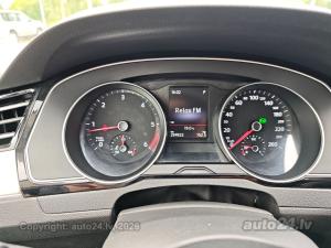 Melns Volkswagen Passat 2015 Tartu, ar dzinēja tilpumu 2.00 L un nobraukumu 295 tūkst. km par 10399 €, foto 28 vietnē AUTOMOTO.COM.LV