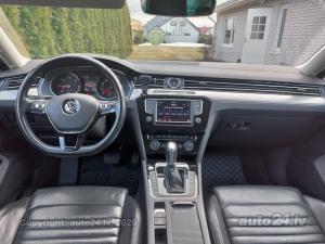 Black Volkswagen Passat 2015 in Tallinn, with an engine capacity of 2.00 L and mileage of 273 thousand km for 12999 €, photo 10 on AUTOMOTO.COM.LV