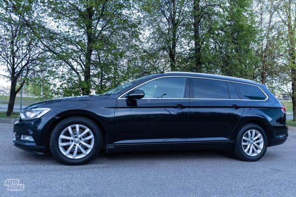 Melns Volkswagen Passat 2015 Viļņa, ar dzinēja tilpumu 1.40 L un nobraukumu 326 tūkst. km par 7300 €, foto 1 vietnē AUTOMOTO.COM.LV