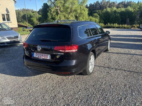 Black Volkswagen Passat 2015 in Jurbarkas, with an engine capacity of 2.00 L and mileage of 311 thousand km for 7750 €, photo 8 on AUTOMOTO.COM.LV