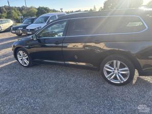 Black Volkswagen Passat 2015 in Jurbarkas, with an engine capacity of 2.00 L and mileage of 311 thousand km for 7750 €, photo 12 on AUTOMOTO.COM.LV