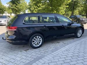 Melns Volkswagen Passat 2015 Kauņa, ar dzinēja tilpumu 1.60 L un nobraukumu 249 tūkst. km par 6600 €, foto 16 vietnē AUTOMOTO.COM.LV