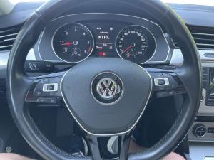 Melns Volkswagen Passat 2015 Kauņa, ar dzinēja tilpumu 1.60 L un nobraukumu 249 tūkst. km par 6600 €, foto 20 vietnē AUTOMOTO.COM.LV