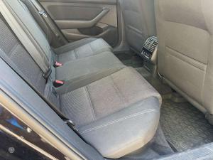 Melns Volkswagen Passat 2015 Kauņa, ar dzinēja tilpumu 1.60 L un nobraukumu 249 tūkst. km par 6600 €, foto 27 vietnē AUTOMOTO.COM.LV