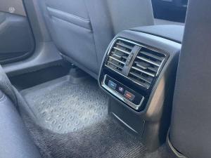 Melns Volkswagen Passat 2015 Kauņa, ar dzinēja tilpumu 1.60 L un nobraukumu 249 tūkst. km par 6600 €, foto 29 vietnē AUTOMOTO.COM.LV