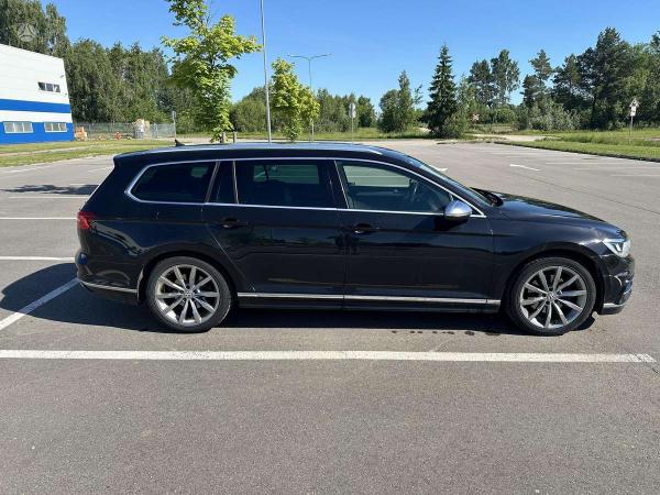 Melns Volkswagen Passat 2015 Panevēža, ar dzinēja tilpumu 2.00 L un nobraukumu 454 tūkst. km par 6200 €, foto 5 vietnē AUTOMOTO.COM.LV