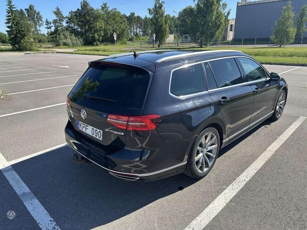 Melns Volkswagen Passat 2015 Panevēža, ar dzinēja tilpumu 2.00 L un nobraukumu 454 tūkst. km par 6200 €, foto 6 vietnē AUTOMOTO.COM.LV