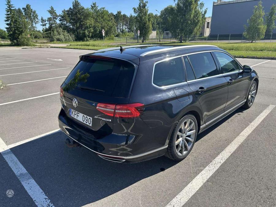 Melns Volkswagen Passat 2015 Panevēža, ar dzinēja tilpumu 2.00 L un nobraukumu 454 tūkst. km par 6200 €, foto 7 vietnē AUTOMOTO.COM.LV