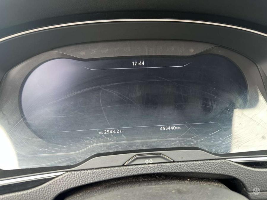 Melns Volkswagen Passat 2015 Panevēža, ar dzinēja tilpumu 2.00 L un nobraukumu 454 tūkst. km par 6200 €, foto 13 vietnē AUTOMOTO.COM.LV