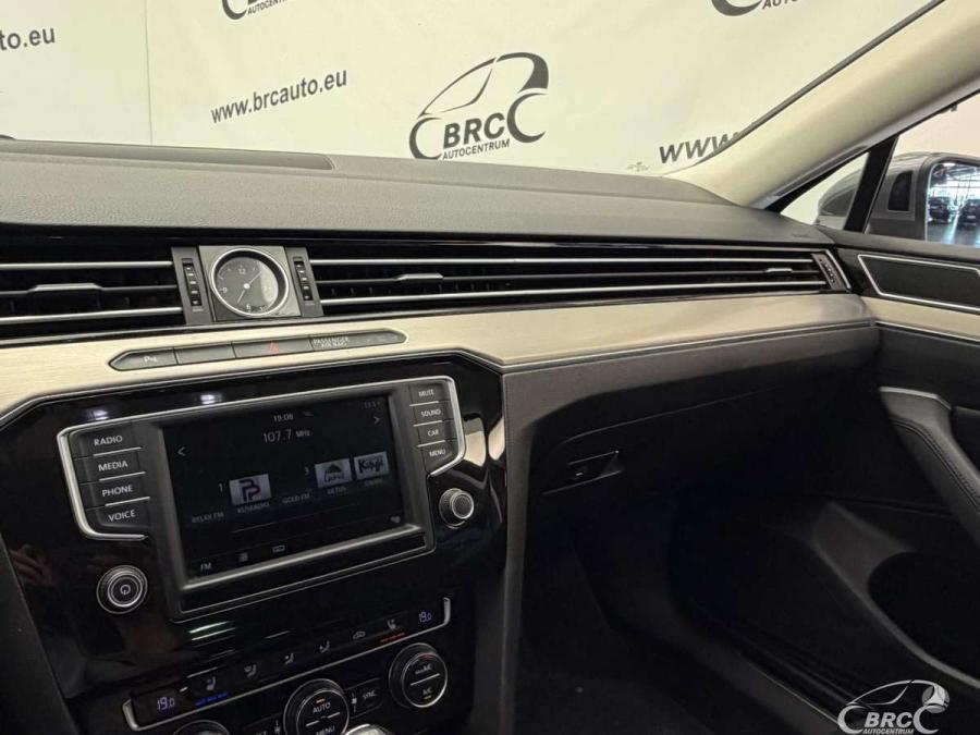 Черный Фольксваген Пассат 2015 в Вильнюс, объемом двигателя 1.97 л и пробегом 256 тыс. км за 8900 €, фото 30 на AUTOMOTO.COM.LV