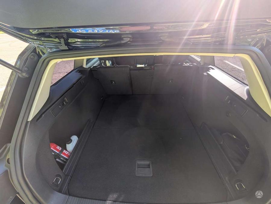Черный Фольксваген Пассат 2015 в Тракай, объемом двигателя 2.00 л и пробегом 500 тыс. км за 5000 €, фото 7 на AUTOMOTO.COM.LV