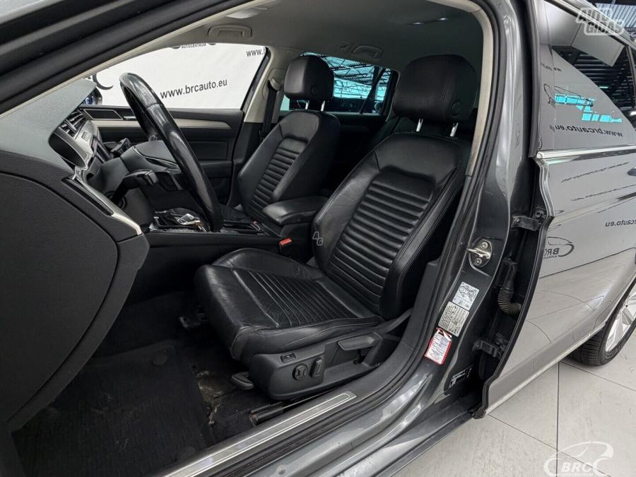 Melns Volkswagen Passat 2015 Avižieniai, ar dzinēja tilpumu 2.00 L un nobraukumu 256 tūkst. km par 8900 €, foto 24 vietnē AUTOMOTO.COM.LV