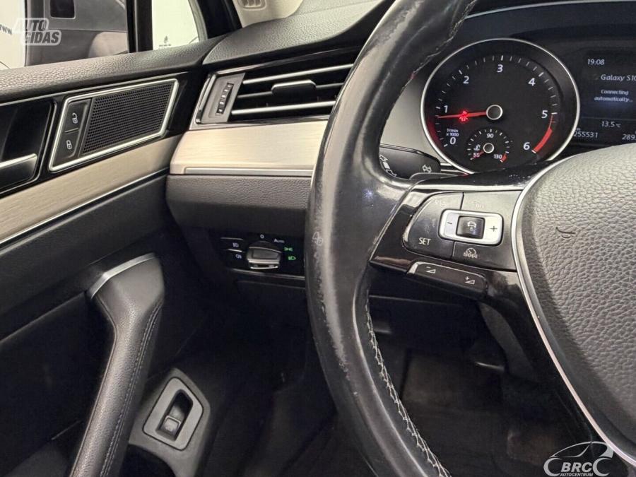Melns Volkswagen Passat 2015 Avižieniai, ar dzinēja tilpumu 2.00 L un nobraukumu 256 tūkst. km par 8900 €, foto 32 vietnē AUTOMOTO.COM.LV