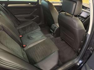 Melns Volkswagen Passat 2015 Kauņa, ar dzinēja tilpumu 1.97 L un nobraukumu 300 tūkst. km par 9500 €, foto 10 vietnē AUTOMOTO.COM.LV
