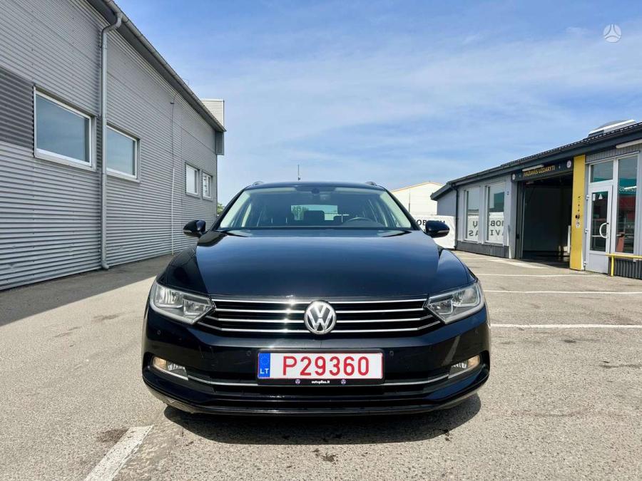 Melns Volkswagen Passat 2015 Šauļi, ar dzinēja tilpumu 1.60 L un nobraukumu 232 tūkst. km par 7750 €, foto 4 vietnē AUTOMOTO.COM.LV