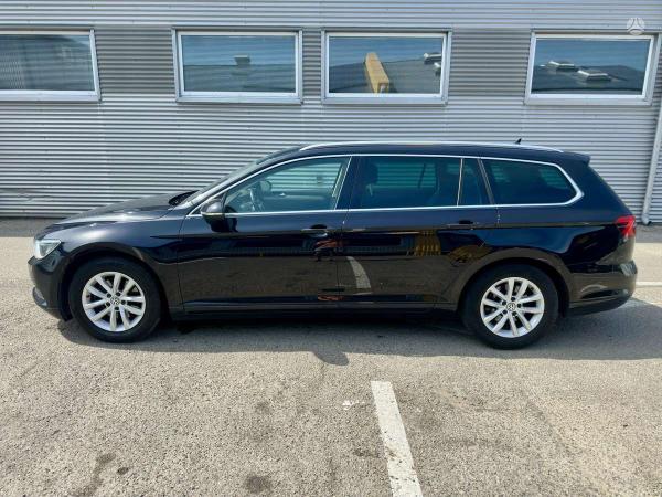 Black Volkswagen Passat 2015 in Siauliai, with an engine capacity of 1.60 L and mileage of 232 thousand km for 7750 €, photo 6 on AUTOMOTO.COM.LV