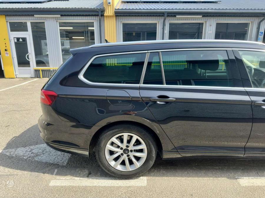 Melns Volkswagen Passat 2015 Šauļi, ar dzinēja tilpumu 1.60 L un nobraukumu 232 tūkst. km par 7750 €, foto 10 vietnē AUTOMOTO.COM.LV