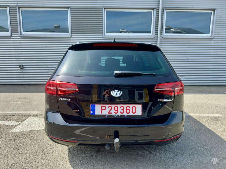 Melns Volkswagen Passat 2015 Šauļi, ar dzinēja tilpumu 1.60 L un nobraukumu 232 tūkst. km par 7750 €, foto 14 vietnē AUTOMOTO.COM.LV