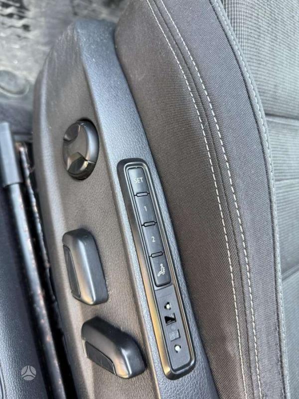 Melns Volkswagen Passat 2015 Viļņa, ar dzinēja tilpumu 1.97 L un nobraukumu 500 tūkst. km par 6450 €, foto 7 vietnē AUTOMOTO.COM.LV