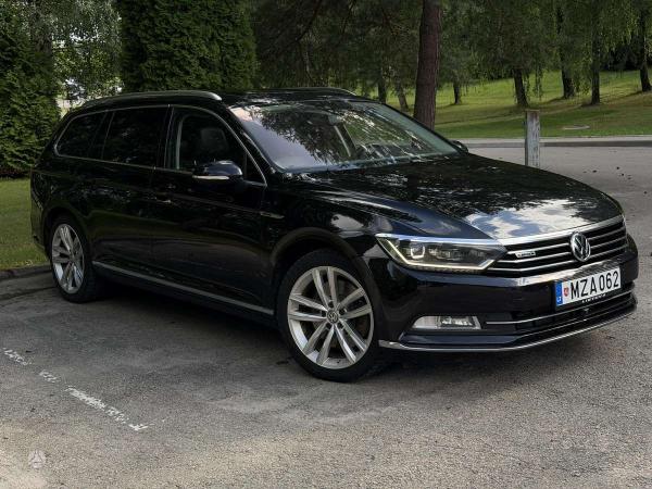Black Volkswagen Passat 2015 in Alytus, with an engine capacity of 2.00 L and mileage of 237 thousand km for 10700 €, photo 9 on AUTOMOTO.COM.LV