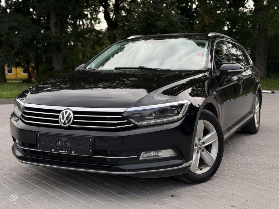 Black Volkswagen Passat 2015 in Rokiskis, with an engine capacity of 1.60 L and mileage of 340 thousand km for 6750 €, photo 3 on AUTOMOTO.COM.LV