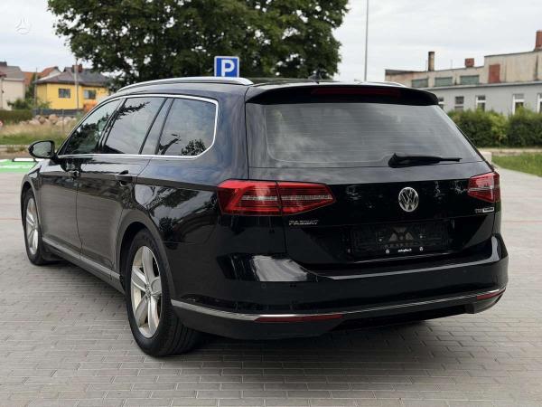 Black Volkswagen Passat 2015 in Rokiskis, with an engine capacity of 1.60 L and mileage of 340 thousand km for 6750 €, photo 7 on AUTOMOTO.COM.LV