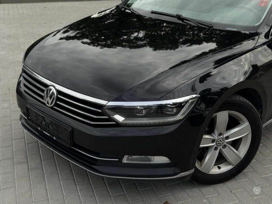Black Volkswagen Passat 2015 in Rokiskis, with an engine capacity of 1.60 L and mileage of 340 thousand km for 6750 €, photo 14 on AUTOMOTO.COM.LV
