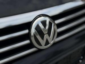 Black Volkswagen Passat 2015 in Rokiskis, with an engine capacity of 1.60 L and mileage of 340 thousand km for 6750 €, photo 20 on AUTOMOTO.COM.LV
