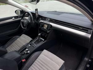 Black Volkswagen Passat 2015 in Rokiskis, with an engine capacity of 1.60 L and mileage of 340 thousand km for 6750 €, photo 23 on AUTOMOTO.COM.LV