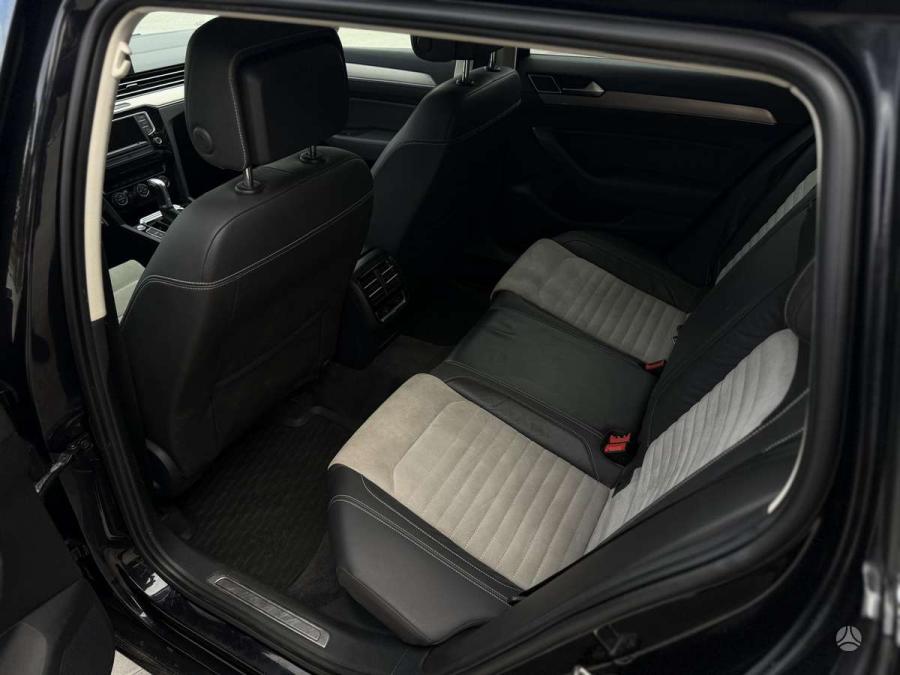 Black Volkswagen Passat 2015 in Rokiskis, with an engine capacity of 1.60 L and mileage of 340 thousand km for 6750 €, photo 29 on AUTOMOTO.COM.LV