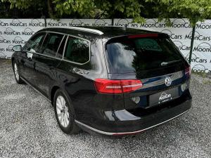 Black Volkswagen Passat 2015 in Vilnius, with an engine capacity of 2.00 L and mileage of 278 thousand km for 9500 €, photo 7 on AUTOMOTO.COM.LV