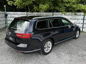 Black Volkswagen Passat 2015 in Vilnius, with an engine capacity of 2.00 L and mileage of 278 thousand km for 9500 €, photo 8 on AUTOMOTO.COM.LV