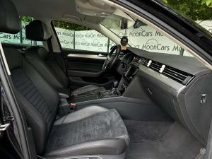 Black Volkswagen Passat 2015 in Vilnius, with an engine capacity of 2.00 L and mileage of 278 thousand km for 9500 €, photo 14 on AUTOMOTO.COM.LV