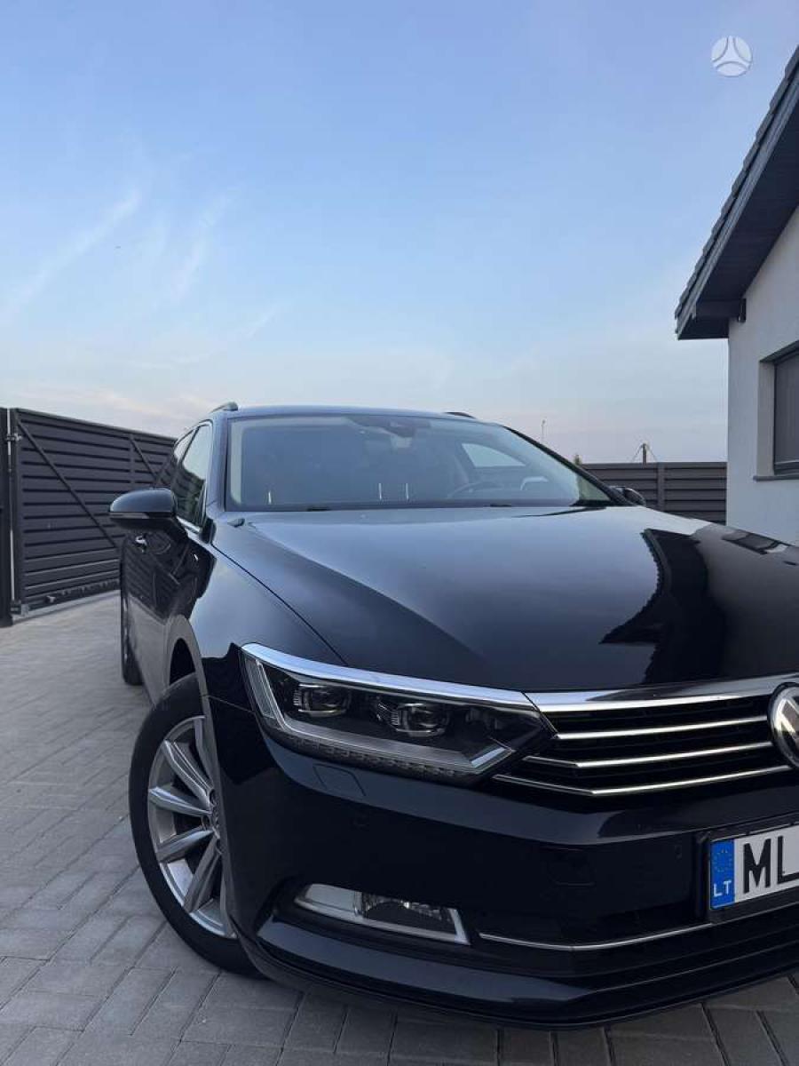 Melns Volkswagen Passat 2015 Klaipėda, ar dzinēja tilpumu 1.97 L un nobraukumu 278 tūkst. km par 9350 €, foto 1 vietnē AUTOMOTO.COM.LV