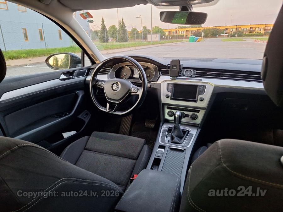 Melns Volkswagen Passat 2015 Tartu, ar dzinēja tilpumu 1.60 L un nobraukumu 297 tūkst. km par 7700 €, foto 14 vietnē AUTOMOTO.COM.LV