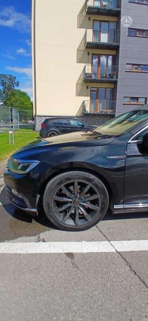 Melns Volkswagen Passat 2015 Šauļi, ar dzinēja tilpumu 2.00 L un nobraukumu 293 tūkst. km par 10900 €, foto 7 vietnē AUTOMOTO.COM.LV