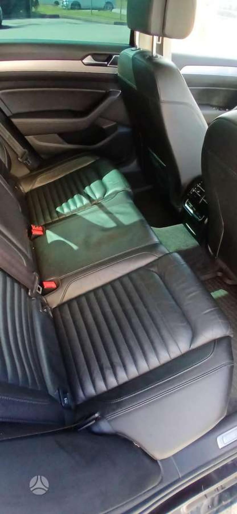 Melns Volkswagen Passat 2015 Šauļi, ar dzinēja tilpumu 2.00 L un nobraukumu 293 tūkst. km par 10900 €, foto 17 vietnē AUTOMOTO.COM.LV