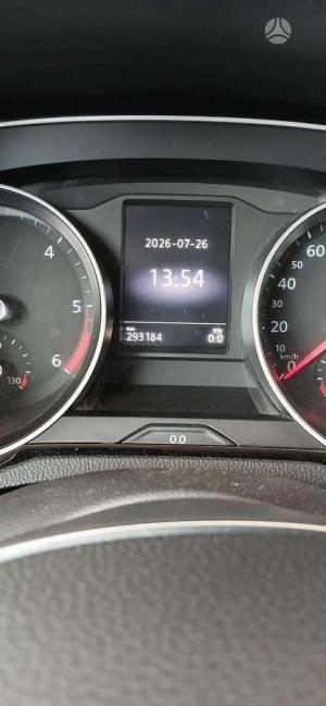 Melns Volkswagen Passat 2015 Šauļi, ar dzinēja tilpumu 2.00 L un nobraukumu 293 tūkst. km par 10900 €, foto 31 vietnē AUTOMOTO.COM.LV
