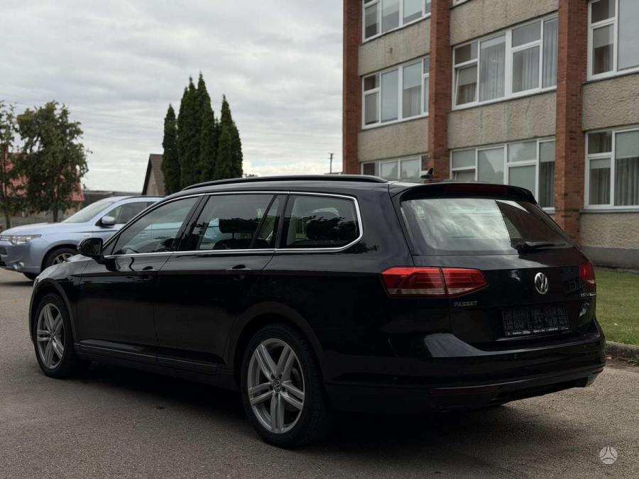 Black Volkswagen Passat 2015 in Rokiskis, with an engine capacity of 1.97 L and mileage of 268 thousand km for 7450 €, photo 5 on AUTOMOTO.COM.LV