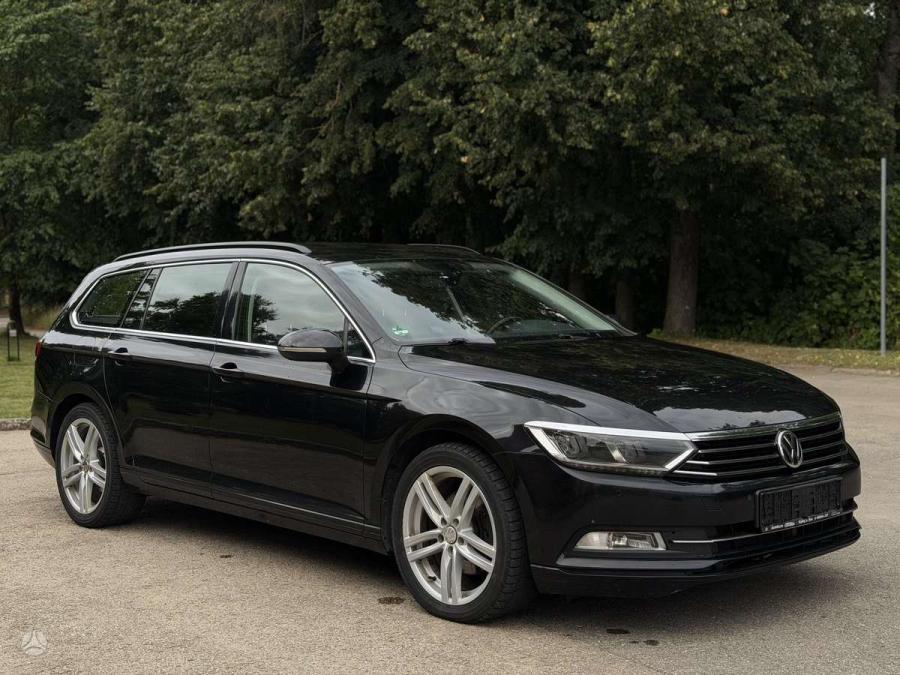 Black Volkswagen Passat 2015 in Rokiskis, with an engine capacity of 1.97 L and mileage of 268 thousand km for 7450 €, photo 9 on AUTOMOTO.COM.LV