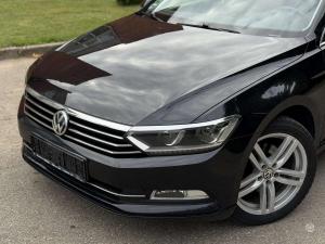 Black Volkswagen Passat 2015 in Rokiskis, with an engine capacity of 1.97 L and mileage of 268 thousand km for 7450 €, photo 13 on AUTOMOTO.COM.LV