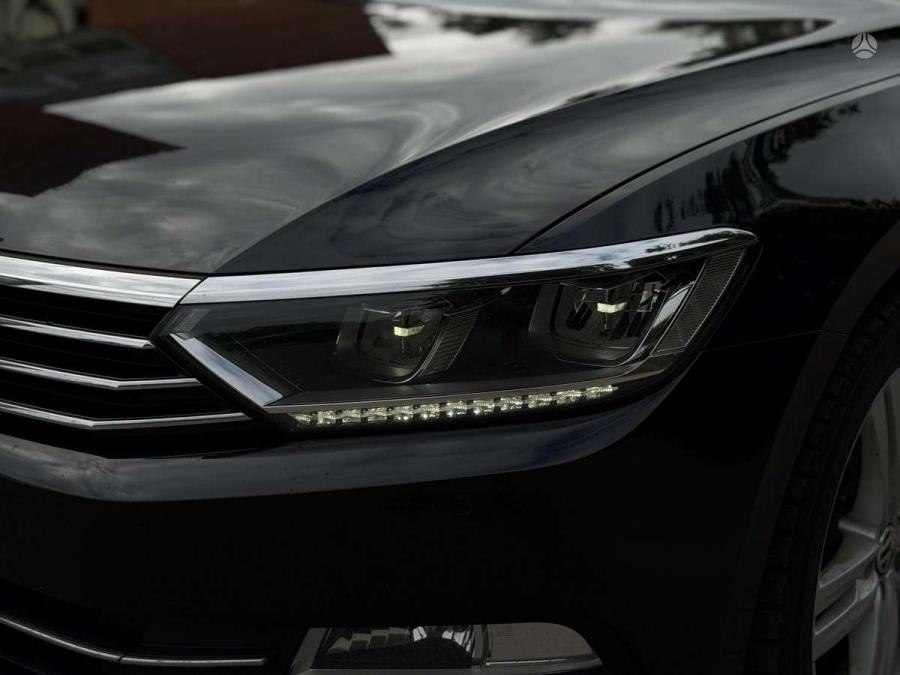 Black Volkswagen Passat 2015 in Rokiskis, with an engine capacity of 1.97 L and mileage of 268 thousand km for 7450 €, photo 18 on AUTOMOTO.COM.LV