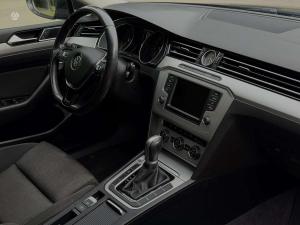 Black Volkswagen Passat 2015 in Rokiskis, with an engine capacity of 1.97 L and mileage of 268 thousand km for 7450 €, photo 23 on AUTOMOTO.COM.LV