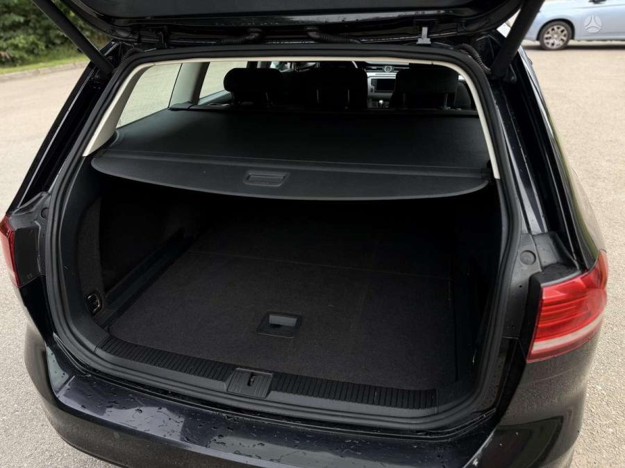 Black Volkswagen Passat 2015 in Rokiskis, with an engine capacity of 1.97 L and mileage of 268 thousand km for 7450 €, photo 29 on AUTOMOTO.COM.LV