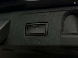 Black Volkswagen Passat 2015 in Rokiskis, with an engine capacity of 1.97 L and mileage of 268 thousand km for 7450 €, photo 30 on AUTOMOTO.COM.LV