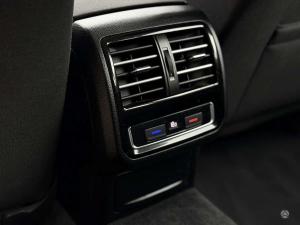 Black Volkswagen Passat 2015 in Rokiskis, with an engine capacity of 1.97 L and mileage of 268 thousand km for 7450 €, photo 43 on AUTOMOTO.COM.LV