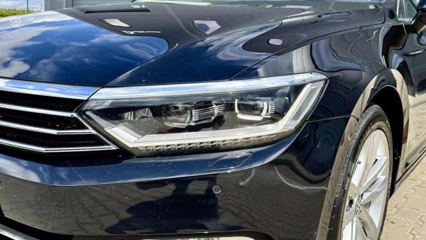 Черный Фольксваген Пассат 2015 в Вильнюс, объемом двигателя 1.97 л и пробегом 250 тыс. км за 9990 €, фото 9 на AUTOMOTO.COM.LV