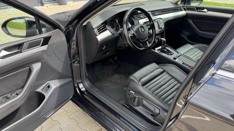 Melns Volkswagen Passat 2015 Viļņa, ar dzinēja tilpumu 1.97 L un nobraukumu 250 tūkst. km par 9990 €, foto 13 vietnē AUTOMOTO.COM.LV