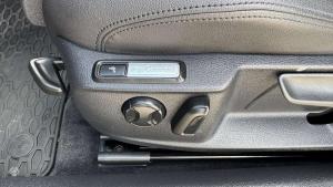 Melns Volkswagen Passat 2015 Viļņa, ar dzinēja tilpumu 1.97 L un nobraukumu 250 tūkst. km par 9990 €, foto 17 vietnē AUTOMOTO.COM.LV