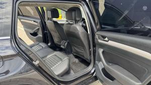 Melns Volkswagen Passat 2015 Viļņa, ar dzinēja tilpumu 1.97 L un nobraukumu 250 tūkst. km par 9990 €, foto 19 vietnē AUTOMOTO.COM.LV